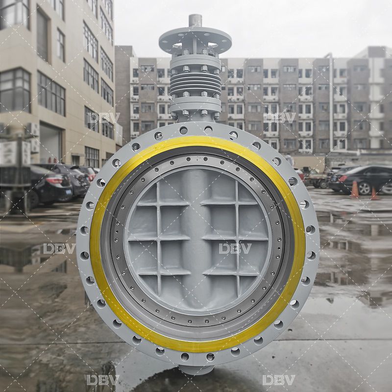 High temperature triple eccentric butterfly valve